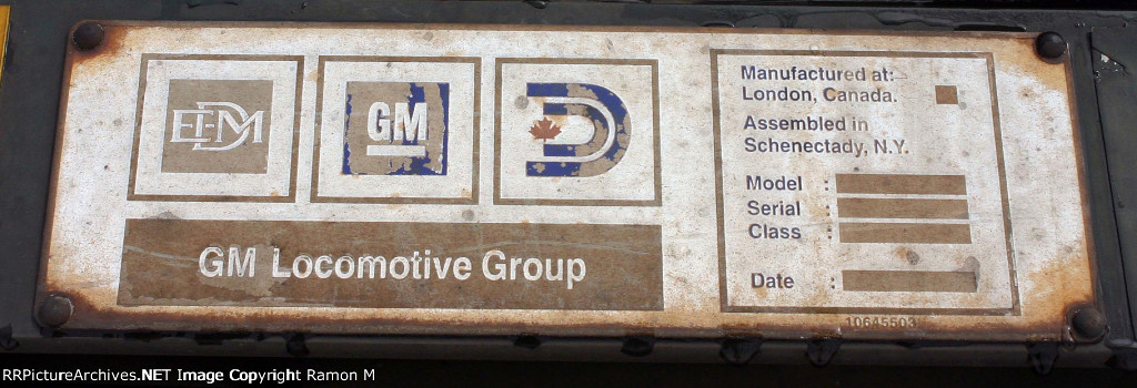 BNSF EMD SD70MAC 8895